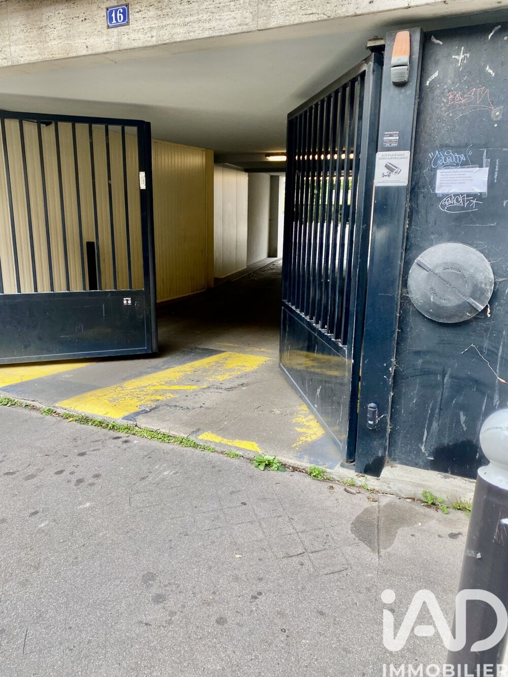 Annonce vente parking / garage parking / garage de 12m2 à Paris 20 ...