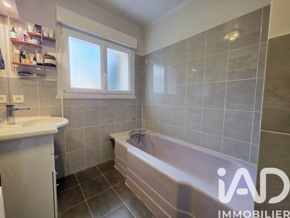 Annonce vente maison 6 pièces de 114m2 à Champhol (28300) - ParuVendu ...