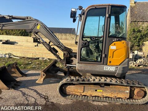 Engin de chantier, manutention occasion - 24510 € - 2016 - Formigny La ...