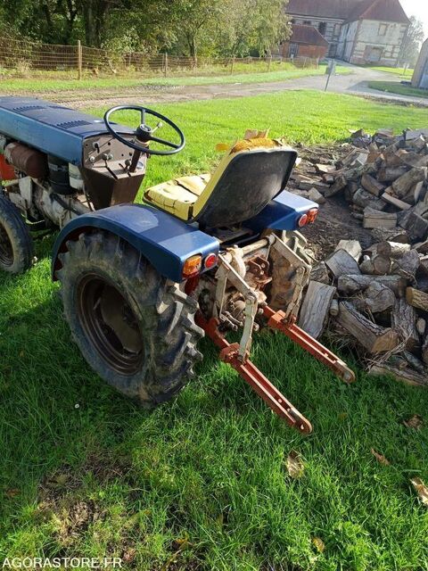 Tracteur agricole occasion - 1920 € - Vismes (Seine-Saint-Denis ...