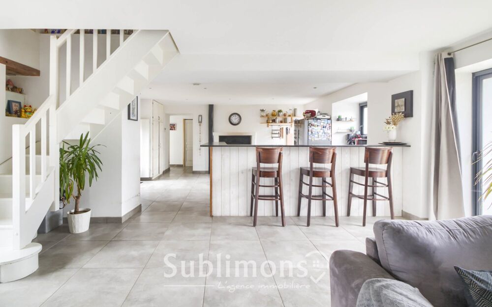 Annonce vente maison 8 pièces de 192m2 à Cordemais (44360) - ParuVendu ...