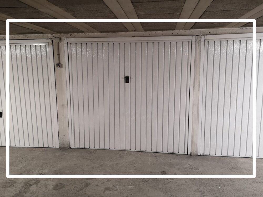 Annonce vente parking / garage parking / garage de 12m2 à Mandelieu-la ...