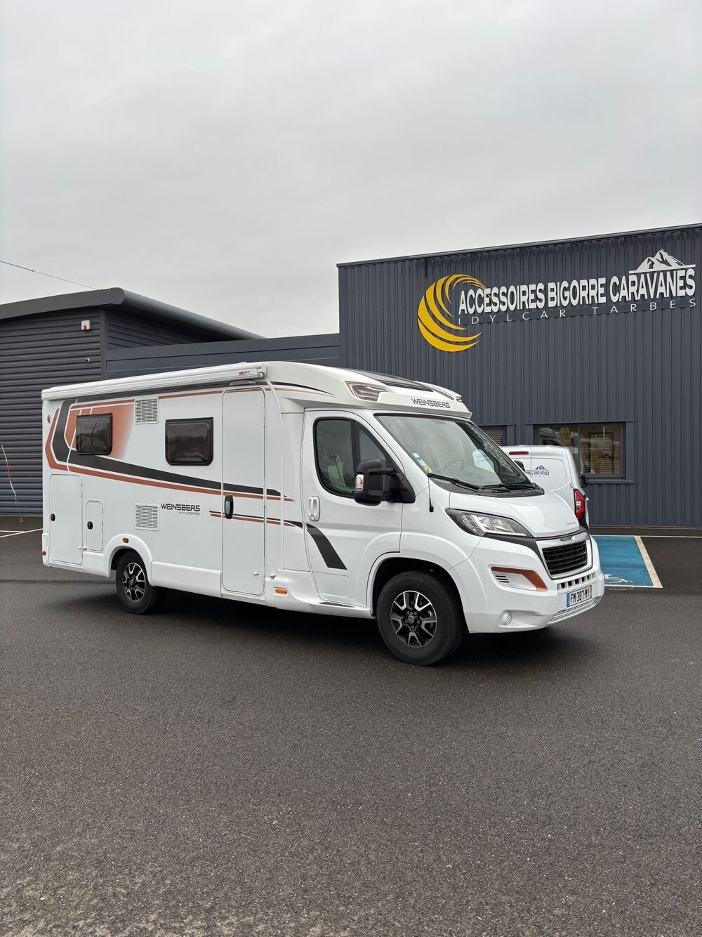 Camping car WEINSBERG occasion - Intégral - 2019 - 51900 € - Tarbes ...