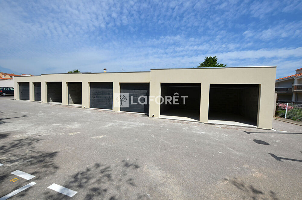 Annonce location parking / garage 1 pièce de 15m2 à Argeles sur mer ...