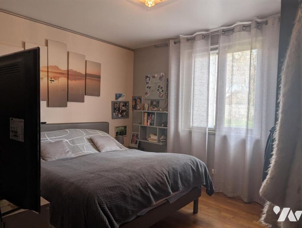 Annonce vente maison 8 pièces de 214m2 à Saint-andré-de-corcy (01390 ...