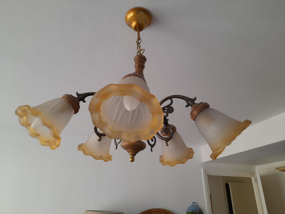 Achetez lustre lustre quasi neuf, annonce vente à Beauvais (60) WB170372307 Achetez lustre lustre quasi neuf, annonce vente à Beauvais (60) WB170372307