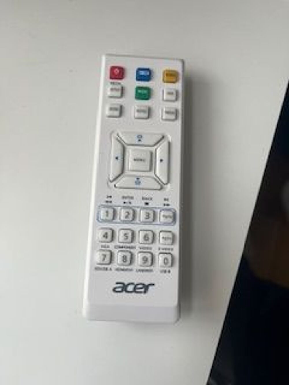 Achetez vidéo projecteur quasi neuf, annonce vente à Grenoble (38 ...