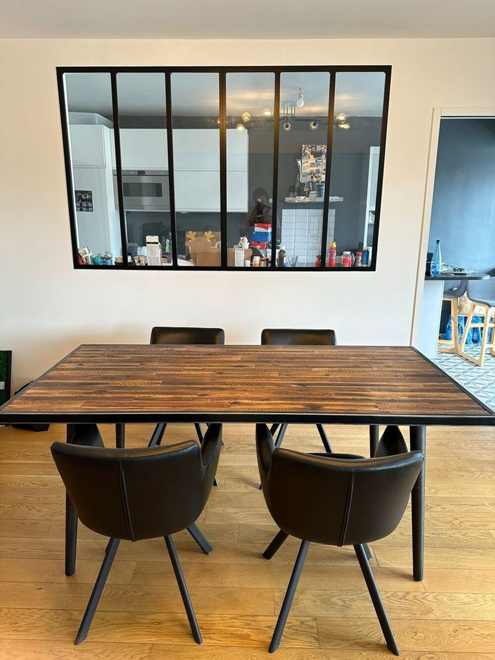 Achetez // a saisir // table neuf - revente cadeau, annonce vente à ...