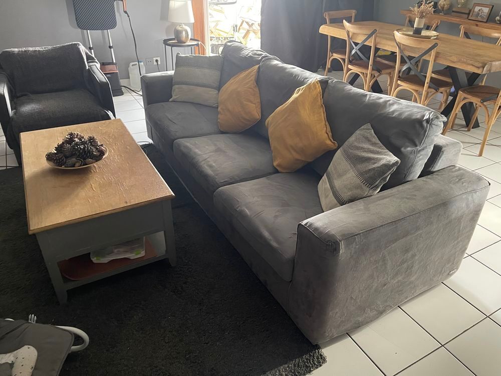 Achetez canapé 3 places gris quasi neuf, annonce vente à Le Pontet (84 ...