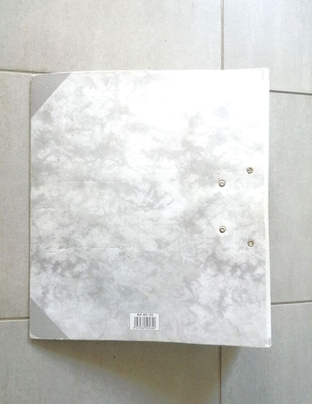 Achetez classeur rigide quasi neuf, annonce vente à Puteaux (92 ...