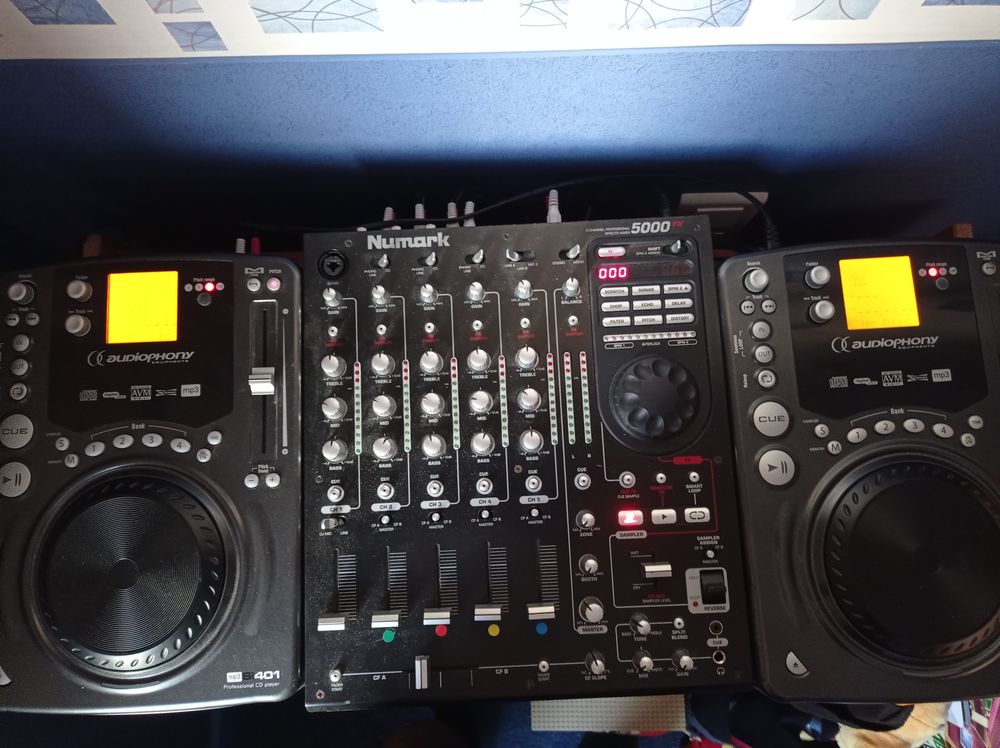 Achetez table de mixage occasion, annonce vente à Vallet (44) WB170574975