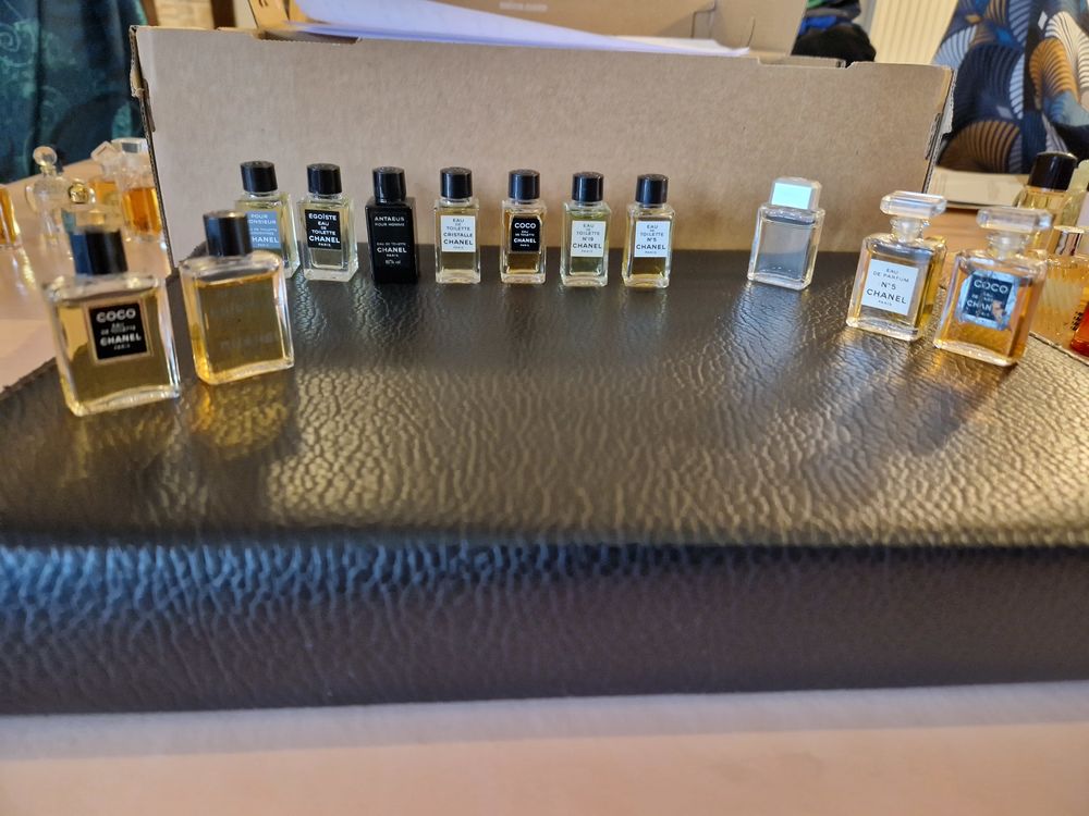 Achetez lot parfums occasion, annonce vente à Saint-Nicolas-de-la-Haie ...