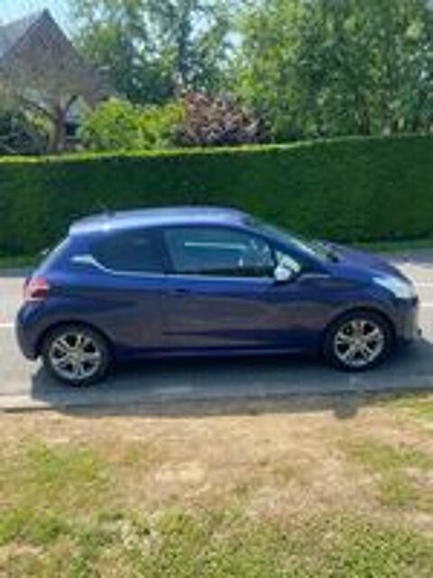 Peugeot 208 1.6 VTi 120ch BVM5 Allure occasion - Essence - 2014 - 70 ...