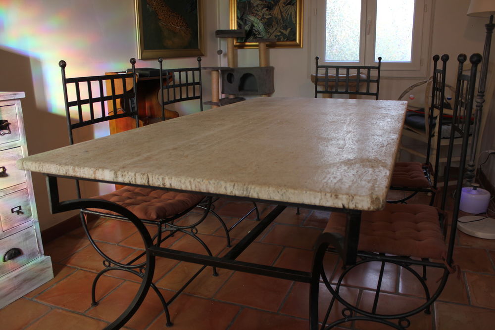 Achetez très belle table quasi neuf, annonce vente à La Celle (83 ...