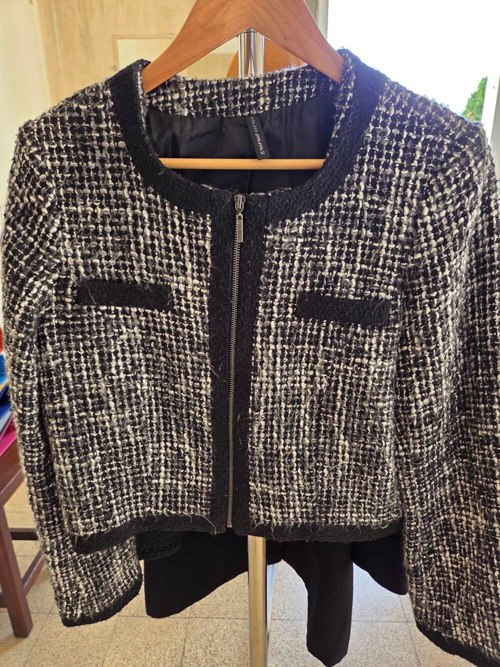 Achetez veste courte naf naf occasion, annonce vente à Cagnes-sur-Mer ...