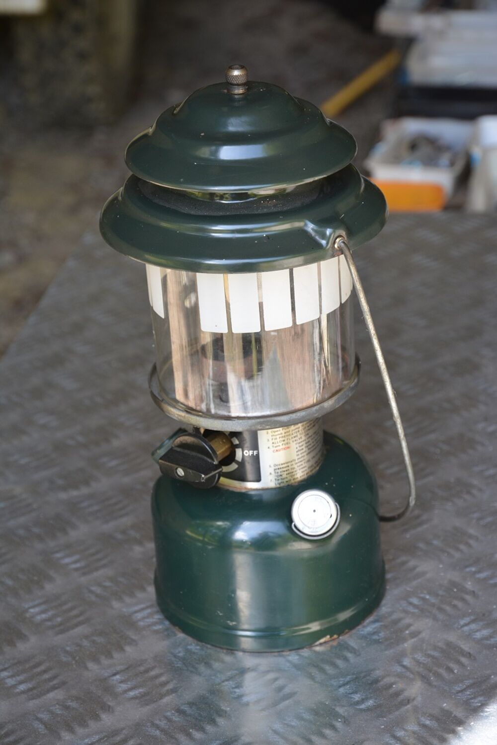 Achetez lampe coleman à occasion, annonce vente à Ougny (58) WB161359250