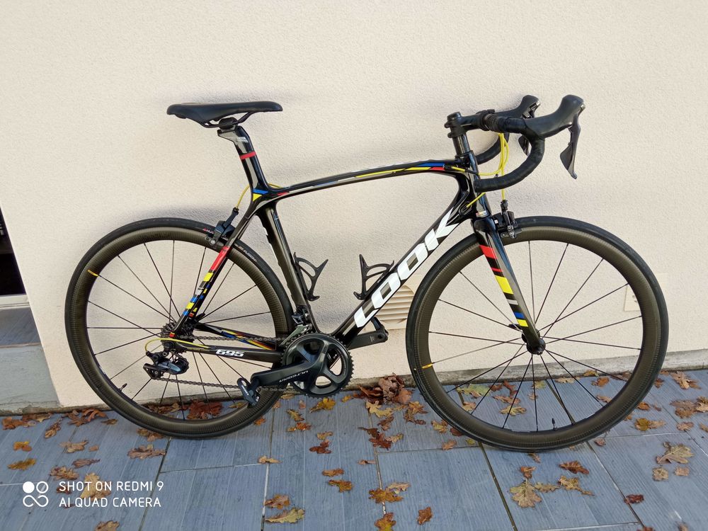 Achetez look 695 carbone occasion, annonce vente à Le Temple-de ...