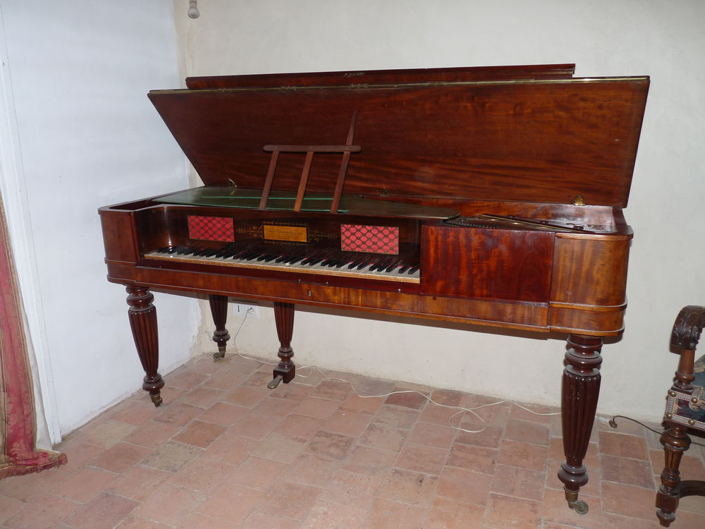 Achetez piano forte ancien occasion, annonce vente à Segré (49) WB170566550