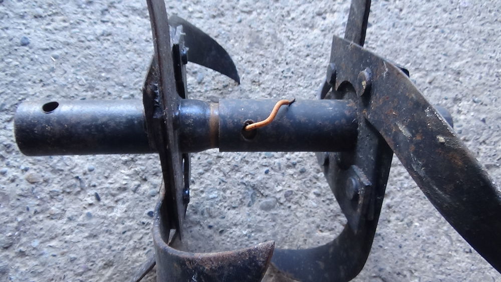 Achetez couteaux de fraise occasion, annonce vente à Balma (31) WB176723183