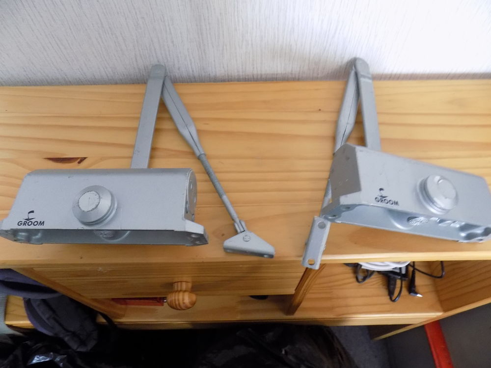 Achetez groom de porte groom occasion, annonce vente à Nevers (58 ...