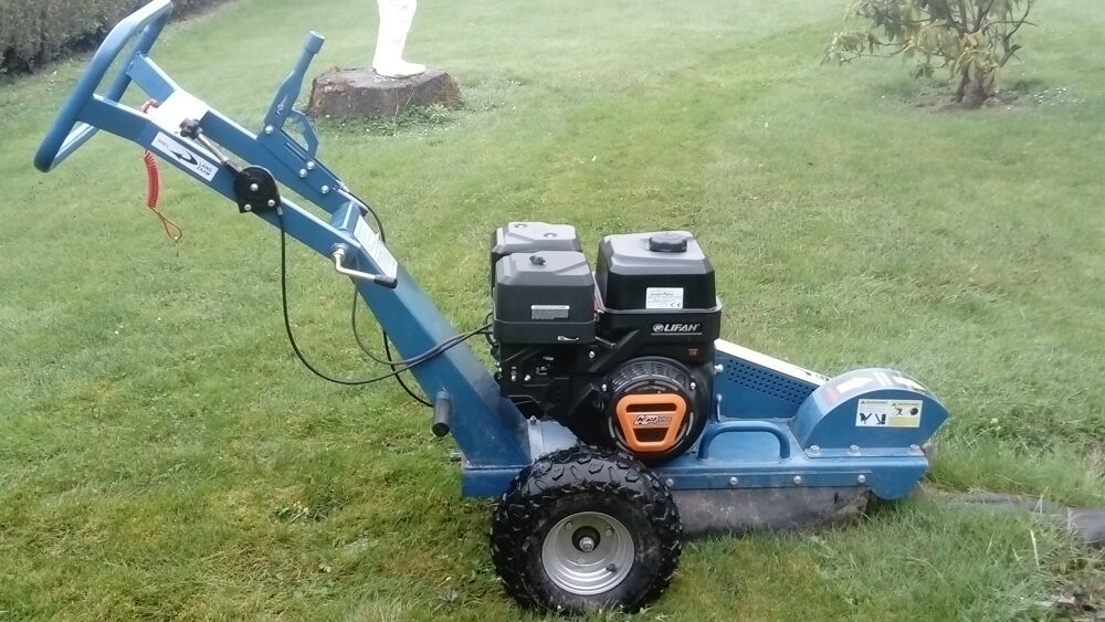 Rogneuse souches dessoucheuse : annonce service travaux, réparations ...