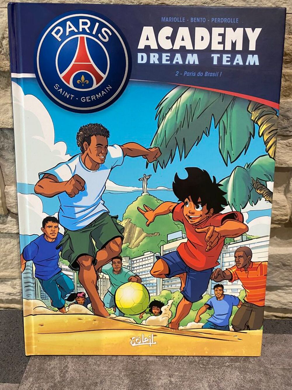 Achetez bd officielle du psg quasi neuf, annonce vente à Thionville (57 ...