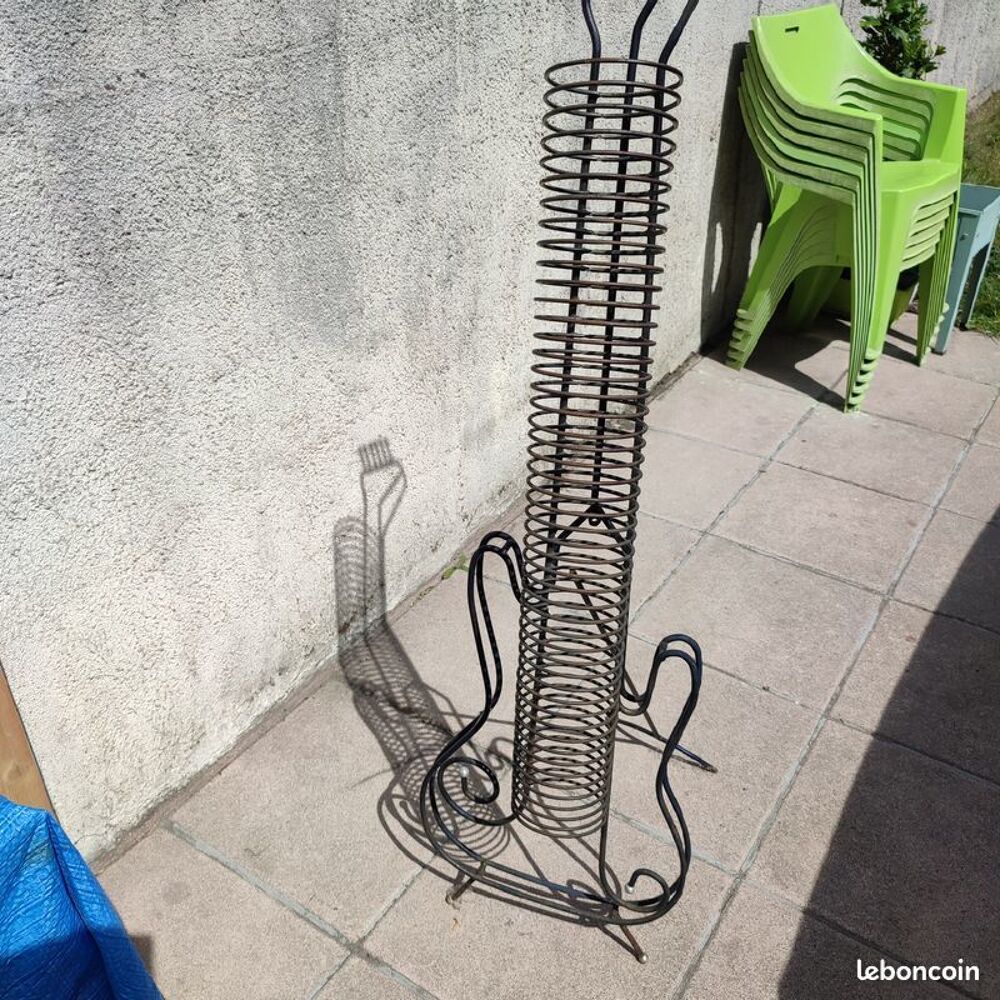 Achetez guitare porte cd a rénover, annonce vente à Wattrelos (59 ...