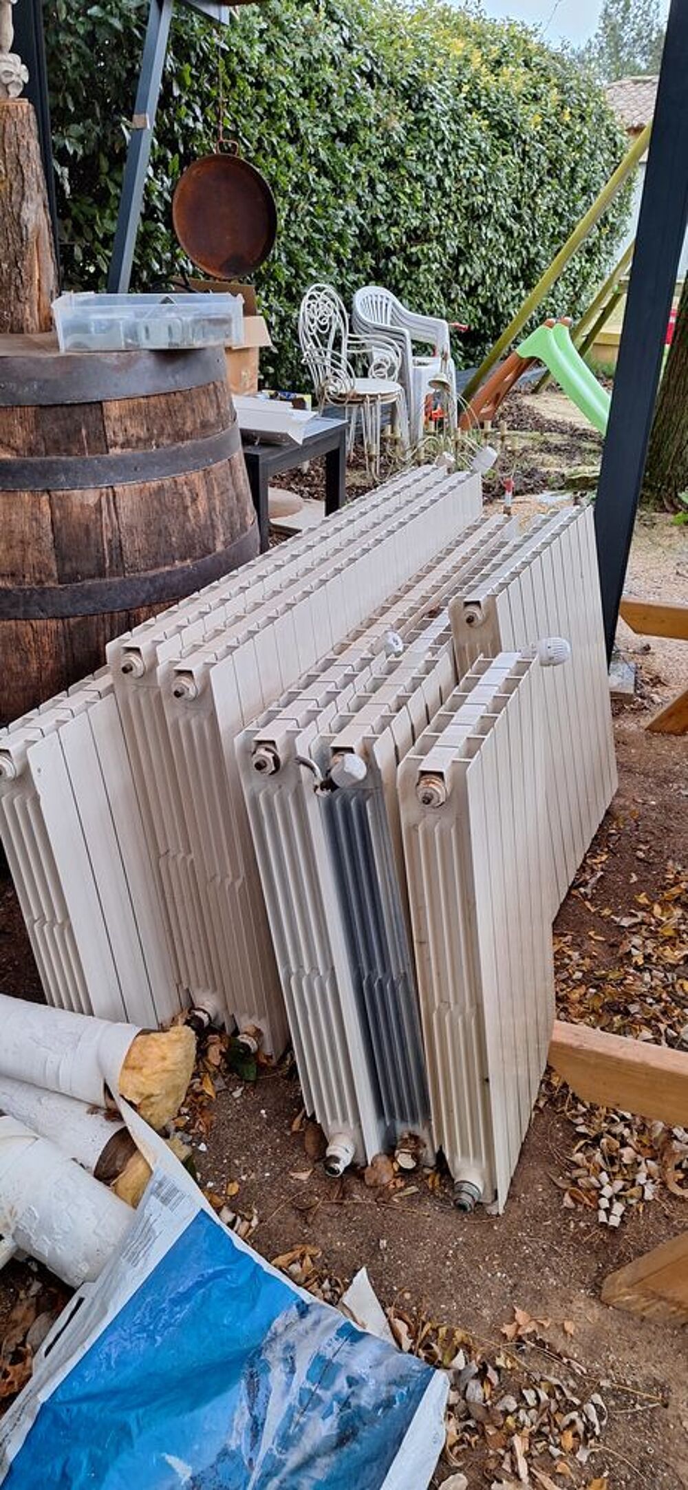 Achetez radiateurs fonte alu occasion, annonce vente à Argilliers (30 ...
