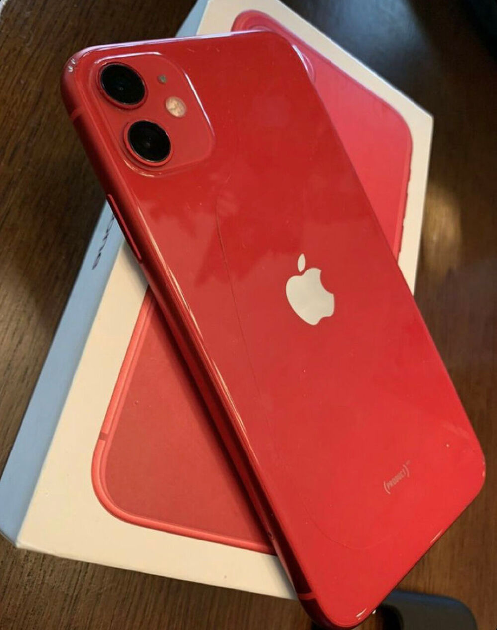 Achetez iphone 11 rouge 64gb occasion, annonce vente à Paris (75 ...