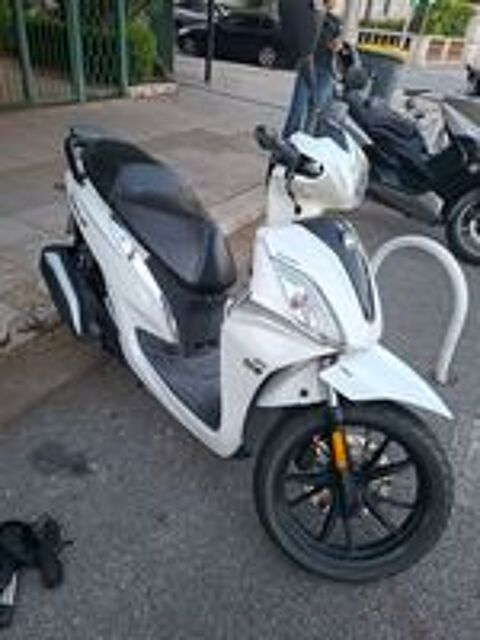 Scooter SYM 125 cm3 occasion - 2021 - Essence 2 temps - 1850 € - Nice ...