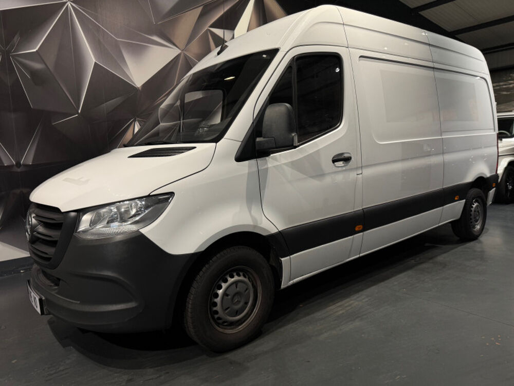 Fourgon MERCEDES Sprinter 311 CDI 39 3T5 FIRST TRACTION occasion - 2021 ...
