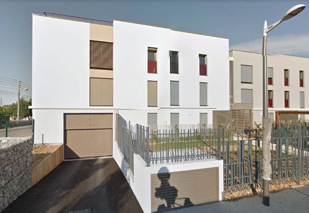 Annonce location parking / garage parking / garage de 12m2 à Bron ...